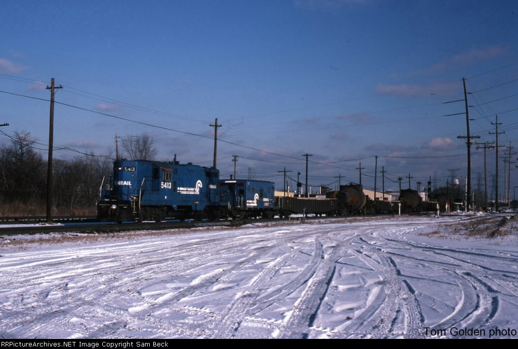 CR 5413 w/ Bottle Train